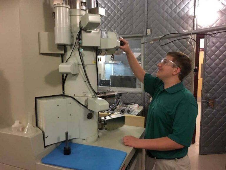 Student of the Month: Robert Jackson Spurling - Materials Science and ...