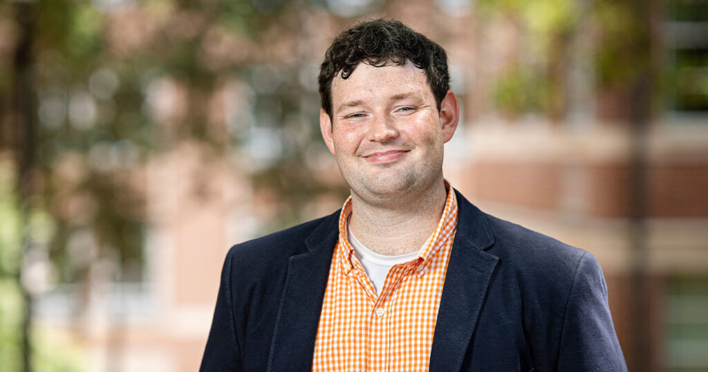 Gilmer Builds Bridge Between MSE, ORNL, UTSI - Materials Science and ...